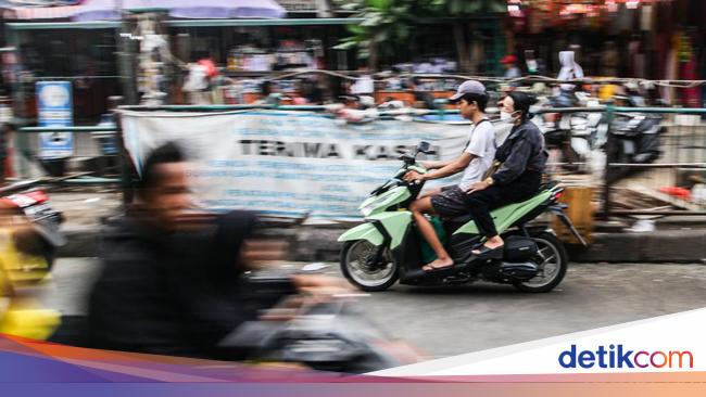 Miris! Lawan Arah Jadi Kebiasaan, Pesepeda Tewas Ditabrak Motor Miris! Lawan Arah Jadi Kebiasaan, Pesepeda Tewas Ditabrak Motor