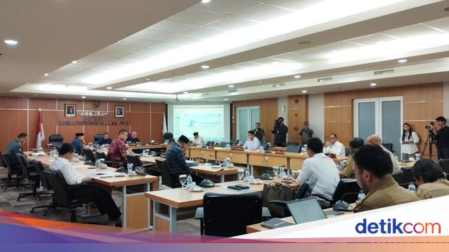 Pemprov DKI Ungkap Hasil 3 Hari Modifikasi Cuaca BMKG Atasi Polusi Udara Pemprov DKI Ungkap Hasil 3 Hari Modifikasi Cuaca BMKG Atasi Polusi Udara