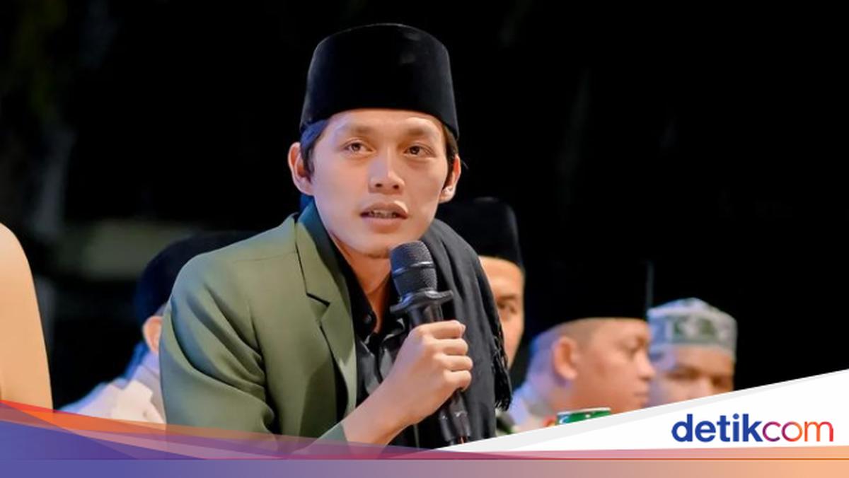 Mengenal Gus Iqdam, Dai Milenial Asal Blitar