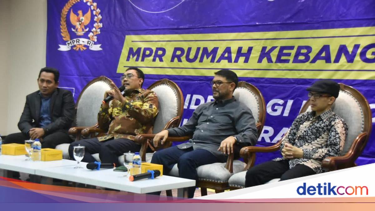 Singgung Politik Transaksional, Waka MPR Sebut Demokrasi RI Menyimpang