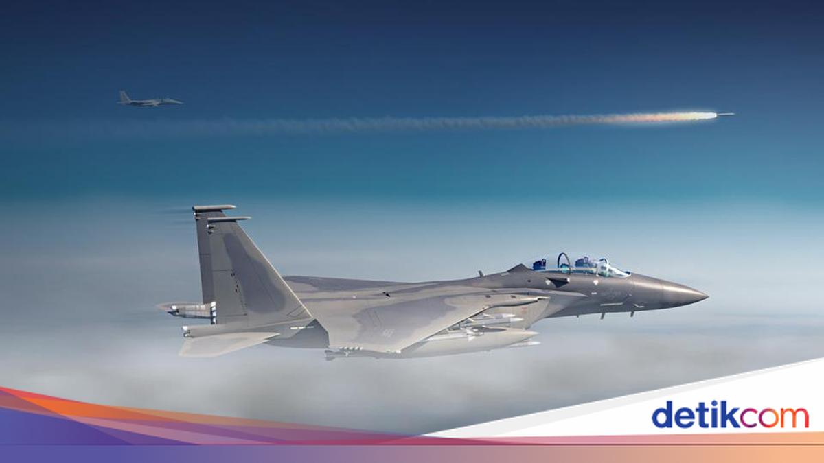 Jet Tempur F-15 AS Jatuh di Kuwait, Pilot Selamat