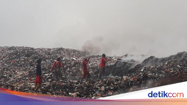 Api Membara di Dua TPA Jawa Barat