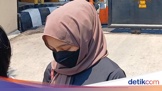 Oklin Fia Diperiksa soal Konten Jilat Es Krim, Ini yang Digali Polisi