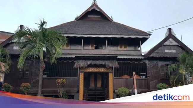 Mengenal Rumah Adat Suku Bugis: Sejarah, Arsitektur, dan Makna Filosofisnya