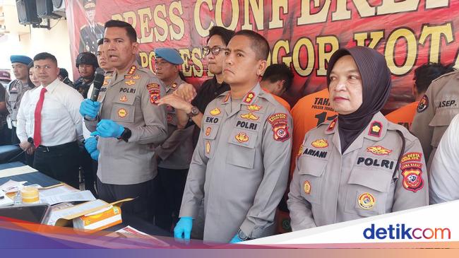 Polresta Bogor Tangkap 5 Maling Motor, 2 Ditembak karena Coba Kabur Polresta Bogor Tangkap 5 Maling Motor, 2 Ditembak karena Coba Kabur