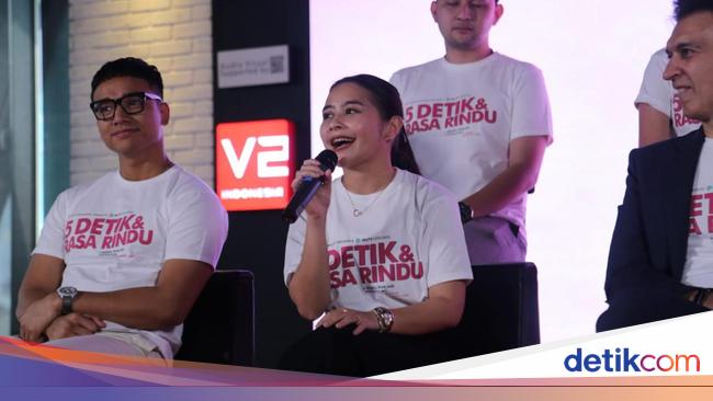 Karya Puisi Prilly Latuconsina Diadaptasi Jadi Serial 5 Detik & Rasa Rindu