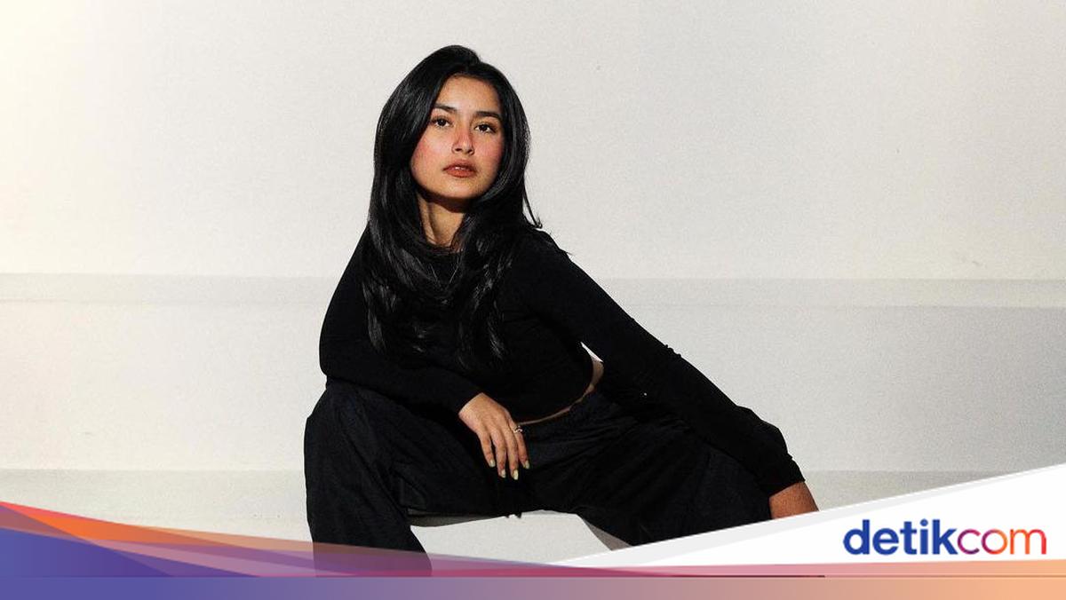 Jihan Sherlyna Jadi Sorotan Usai Nyanyi Bawa Ular, Kini Main Film