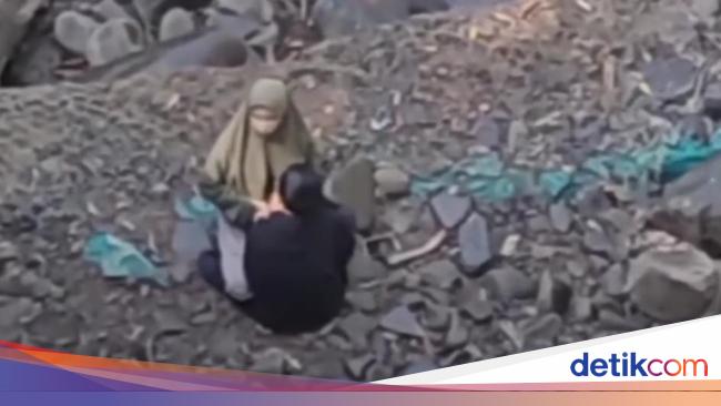 Viral Sejoli Mesum di Wisata Air Terjun Kebun Rayap Jember