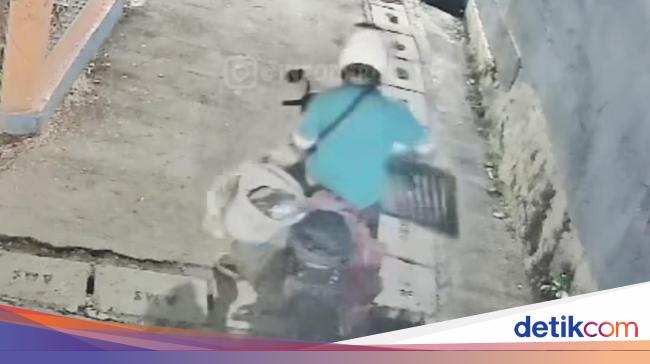 Terekam CCTV, Maling Penutup Gorong-gorong di Depok Diamankan Warga