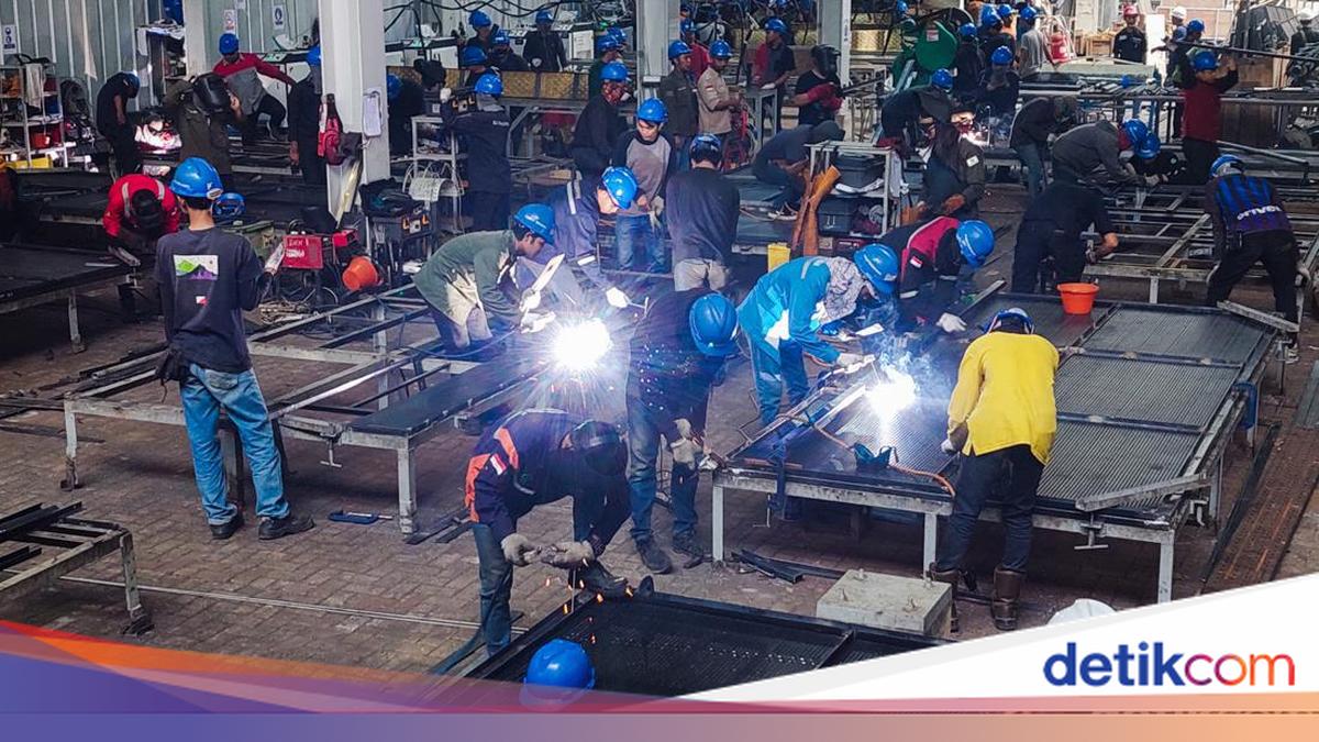 Mengintip Pembuatan Bilah Selubung Garuda IKN Nusantara di Bandung
