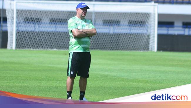 Profil Bojan Hodak, Pelatih Asing Pertama yang Bawa Persib Juara