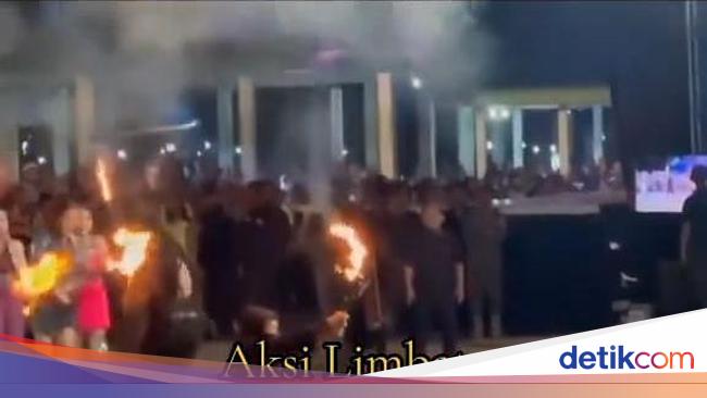 Limbad Alami Insiden saat Aksi Sembur Api, Begini Kondisinya Usai Operasi
