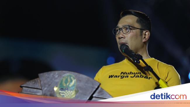Ridwan Kamil Ternyata Juga Diberi Surat Penugasan Maju Pilgub DKI Ridwan Kamil Ternyata Juga Diberi Surat Penugasan Maju Pilgub DKI