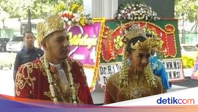 Mengenal Prosesi Pernikahan Adat Betawi, Ramai Meriah Penuh Makna Baik