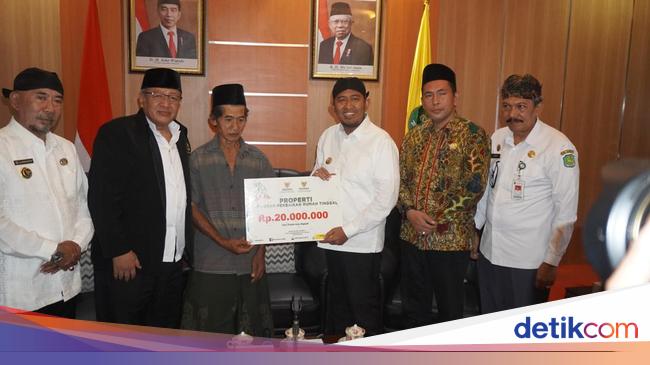 Bupati Fauzi Minta Baznas Bantu Tuntaskan Kemiskinan di Sumenep Bupati Fauzi Minta Baznas Bantu Tuntaskan Kemiskinan di Sumenep