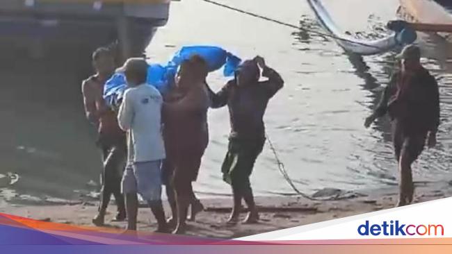 Kapal Nelayan Banyuwangi Tenggelam, 4 ABK Tewas, 3 Orang Hilang