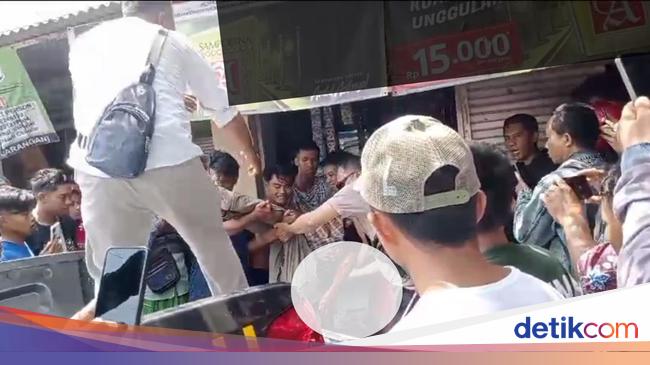 Adu Mulut Berujung Tragedi Berdarah Pemotor Tusuk Sopir dan Kernet Truk