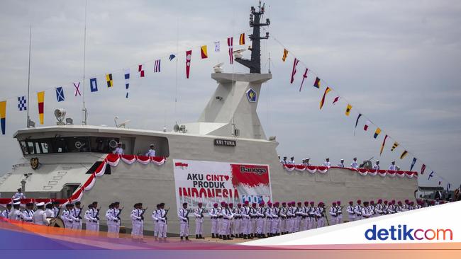 KRI Tuna-876 Siap Amankan Laut Indonesia