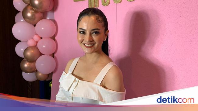 The Complete Story of Ririn Ekawati and Ibnu Jamil's Happy Family ...