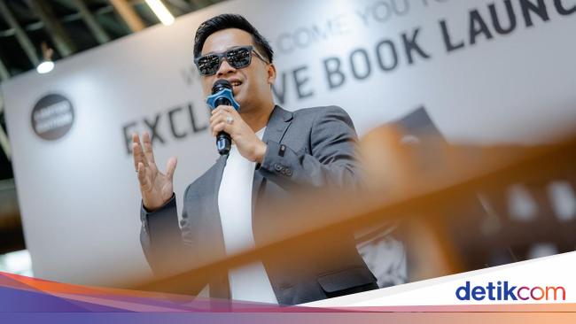 Wirang Birawa Buat Buku Master Firasat, Uniknya Tak Semua Orang Bisa Beli