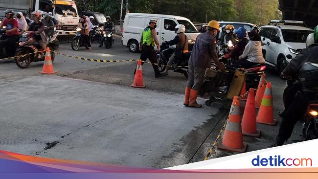 Ada Perbaikan Jalan Dekat Kantor Kementan, Lalin Jl TB Simatupang Macet