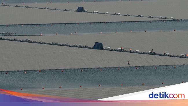 Potret PLTS Terapung Cirata, Terbesar di ASEAN Potret PLTS Terapung Cirata, Terbesar di ASEAN