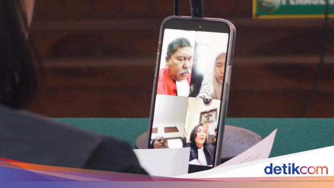 Kisah ART Surabaya Bobol Brankas Majikan gegara Minta iPhone Tak Dituruti