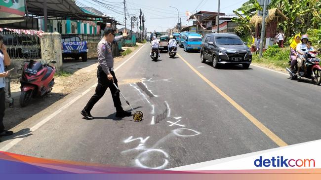 Pemotor Wanita di Bogor Tewas Tertabrak Truk Usai Gagal Salip Angkot Pemotor Wanita di Bogor Tewas Tertabrak Truk Usai Gagal Salip Angkot