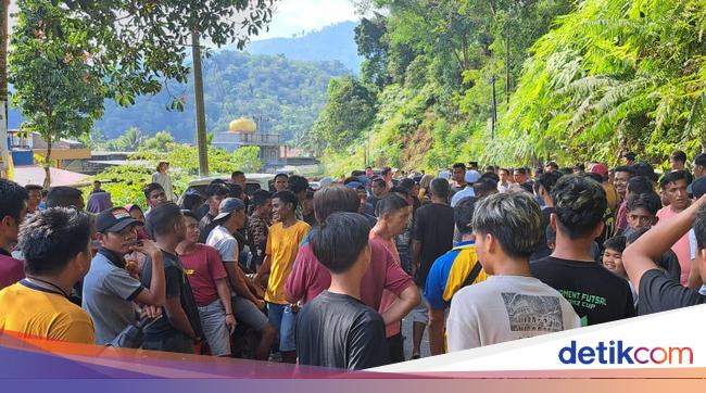 Warga Minta Pihak yang Ditangkap soal Tambang Emas Ilegal Tetap ... Warga Minta Pihak yang Ditangkap soal Tambang Emas Ilegal Tetap ...