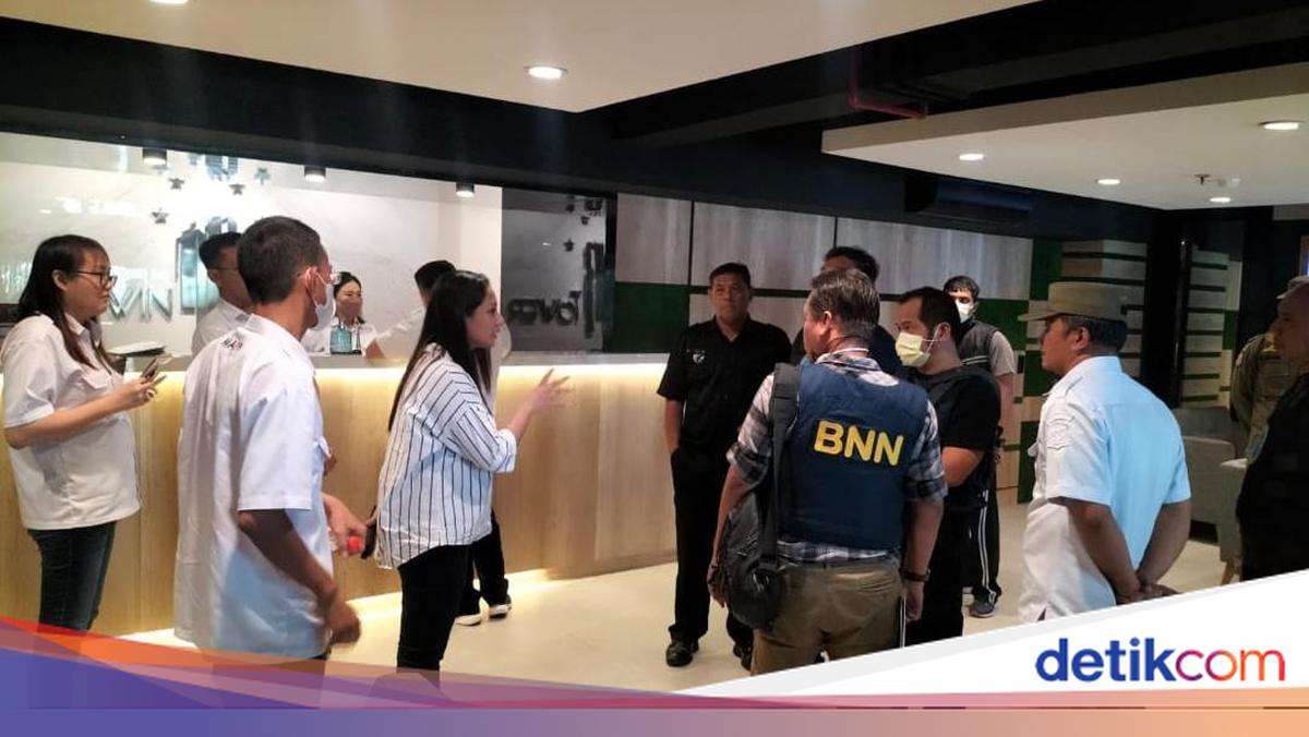 Satpol PP Surabaya Periksa Izin Karaoke di Twin Tower Tempat Pesta Narkoba
