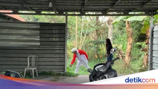 Momen Keluarga Mengingat Ulang Awal Pembunuhan Ibu-Anak di Subang
