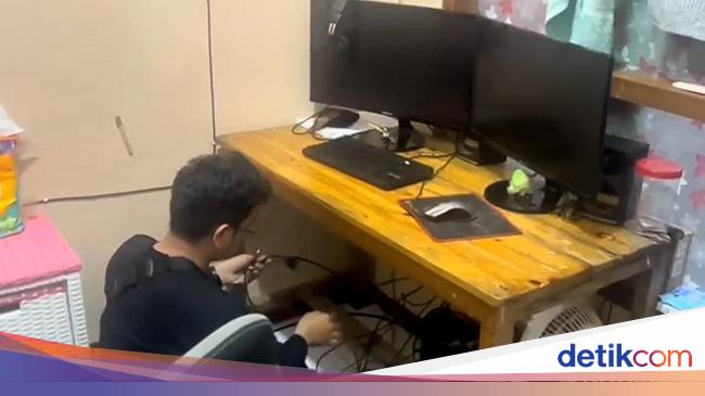 Detik-detik Sutradara Film Porno Digerebek di Rumah Produksi Jaksel