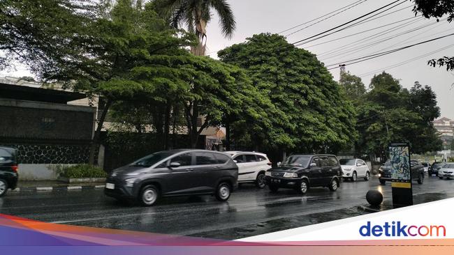 Bandung Raya Diprediksi Hujan hingga Awal Tahun 2024