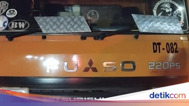 Siswi SMA di Jember Tewas Terjatuh hingga Kakinya Terlindas Truk