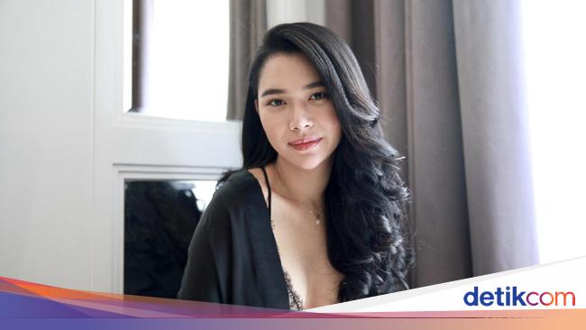 Respons Lisa Oktaviani Aspri Hotman Paris Kerap Digoda Pria Muda-Tua Respons Lisa Oktaviani Aspri Hotman Paris Kerap Digoda Pria Muda-Tua