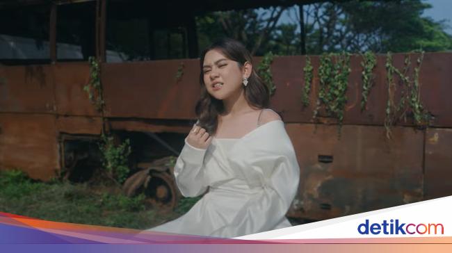 Lirik Lagu Cukup, Single Baru Ziva Magnolya yang Langsung Trending