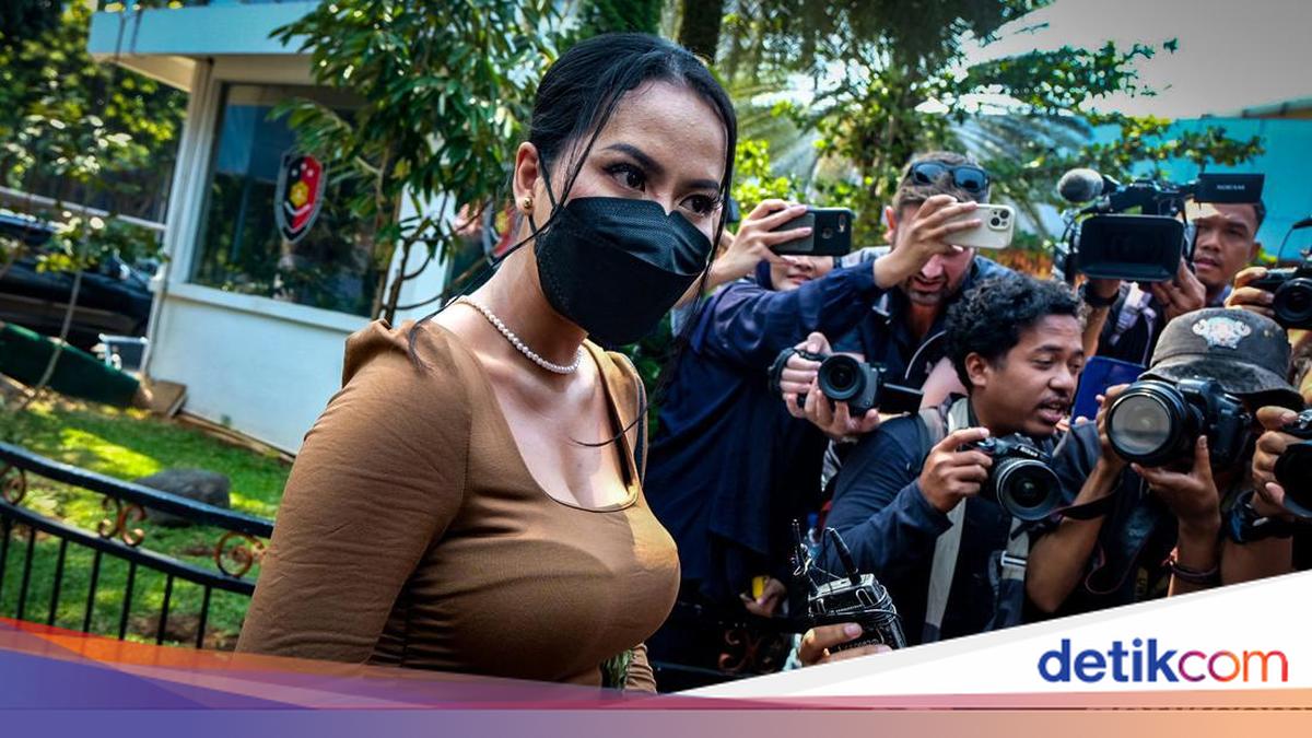 Sosok Siskaeee, Selebgram yang Jadi Tersangka PH Film Porno