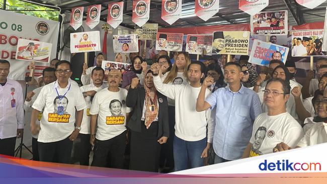Relawan Tunas Prabowo 08 Deklarasi Dukung Prabowo di Pilpres 2024 Relawan Tunas Prabowo 08 Deklarasi Dukung Prabowo di Pilpres 2024