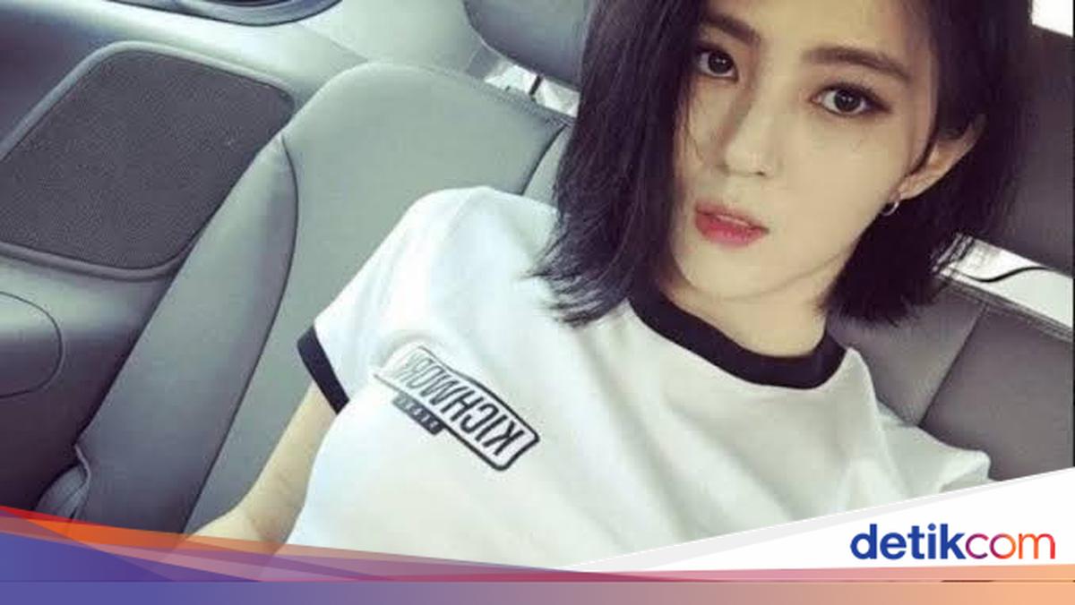 8 Foto Transformasi Han So Hee dengan Tato dan Tindik Sejak Jadi Model