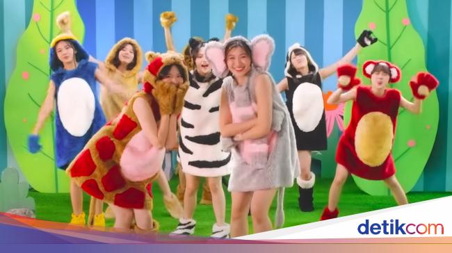 Lirik Lagu JKT48-Kebun Binatang di Saat Hujan