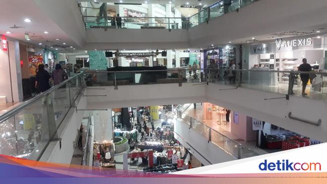 Mengecek Langsung Plaza Atrium Senen yang Dijual, Ternyata Kondisinya ...