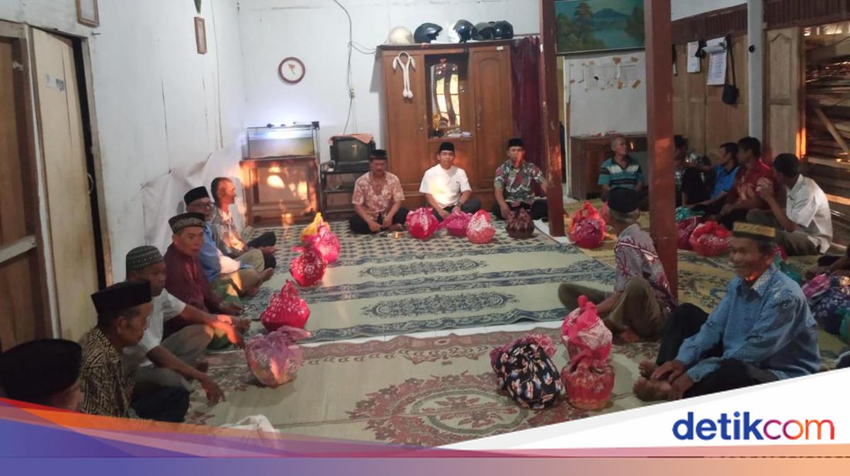 Melihat Tradisi Muludan di Wonogiri, Tiap Keluarga Bikin Ingkung Ayam Jago