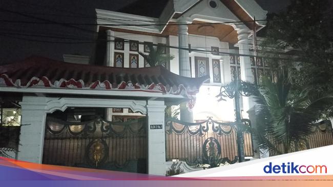 Suasana Kediaman Pribadi Mentan SYL di Makassar Usai Rumdin Digeledah KPK