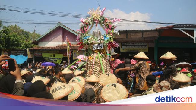 Melihat Tradisi Meron di Sukolilo, Jejak Prajurit Mataram di Pati