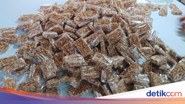Melihat Produksi Gipang Merah di Jembrana, Jajanan Jadul yang Tetap ...