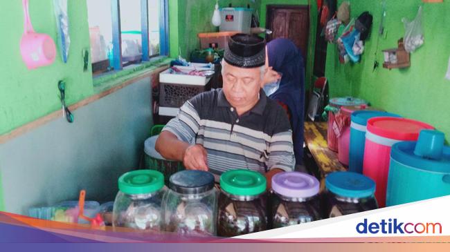 Kisah di Balik Es Gosrok Pak Amir Klaten Bertahan Sejak 1957