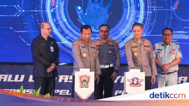 Aplikasi Ilmu Semeru Besutan Ditlantas Polda Jatim Diapresiasi Aplikasi Ilmu Semeru Besutan Ditlantas Polda Jatim Diapresiasi