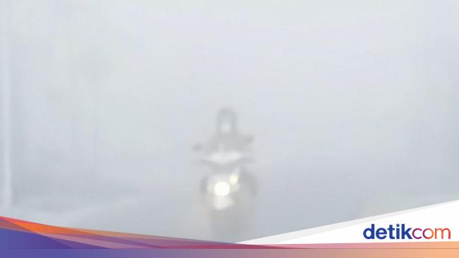 Asap Karhutla Selimuti Sampit, Jarak Pandang Kurang 10 Meter