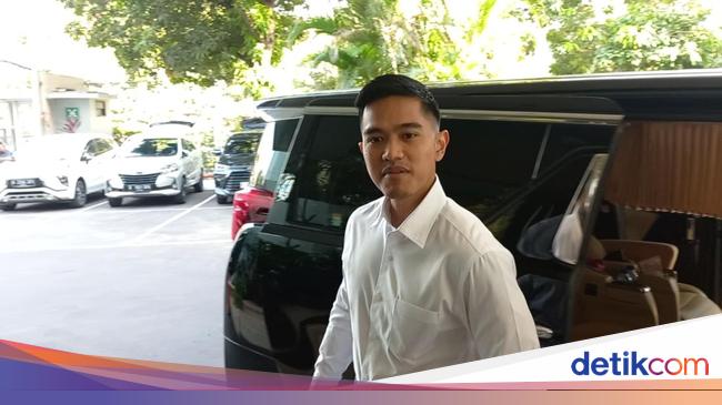 Dijadwalkan Bertemu Puan Besok, Kaesang: Kapanpun Siap! Dijadwalkan Bertemu Puan Besok, Kaesang: Kapanpun Siap!