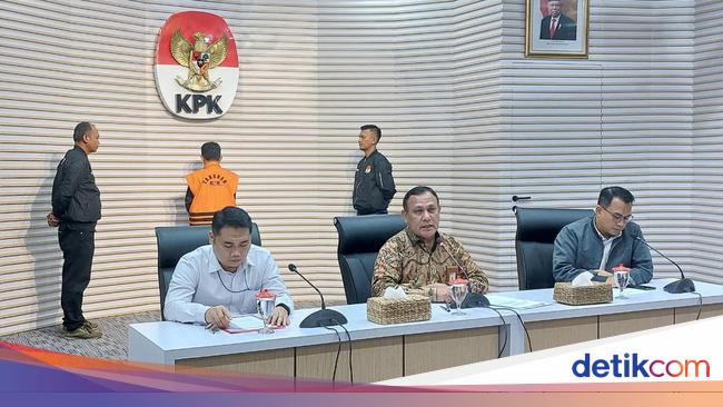 KPK Tetapkan Eks Walkot Bima Tersangka Korupsi, Langsung Ditahan! KPK Tetapkan Eks Walkot Bima Tersangka Korupsi, Langsung Ditahan!